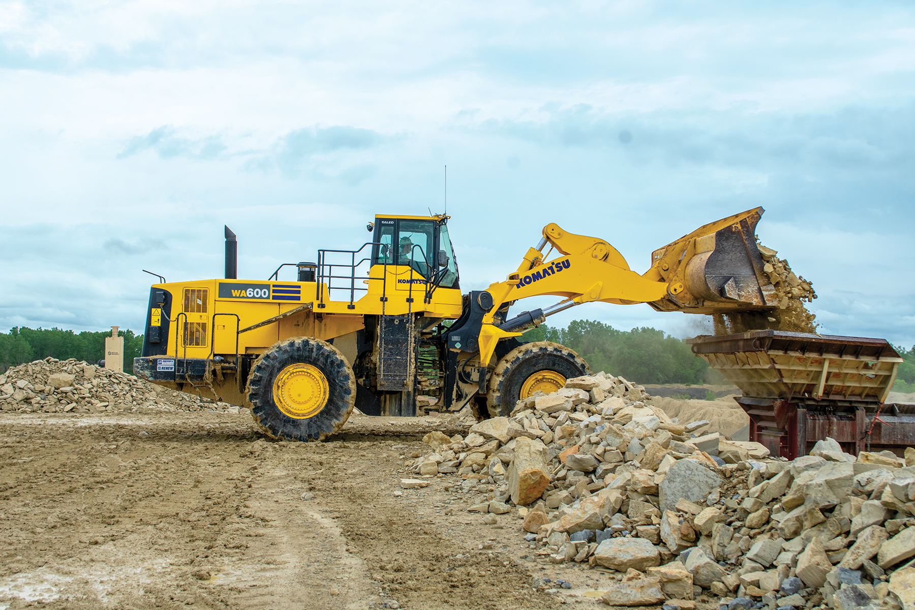 Aggregate producer Harshman Construction uses genuine Komatsu Reman ...